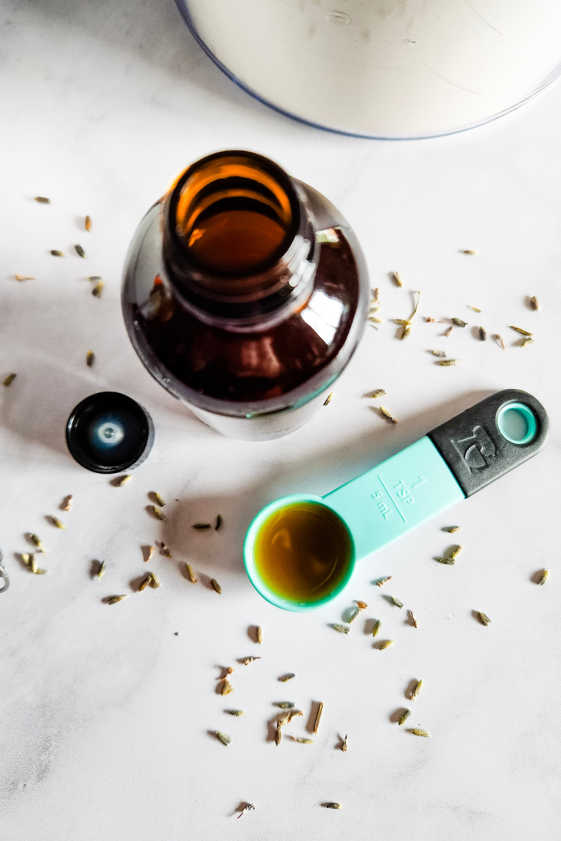 DIY Lavender Extract Recipe for Baking