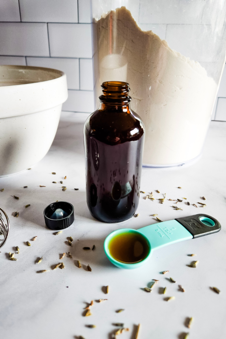 DIY Lavender Extract Recipe for Baking