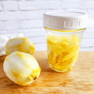 How to Make Lemon Extract for Baking (So Easy!)